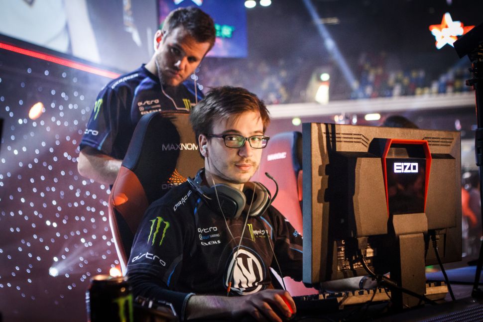 Legendary Happy Deagle Ace named best CSGO play of the decade