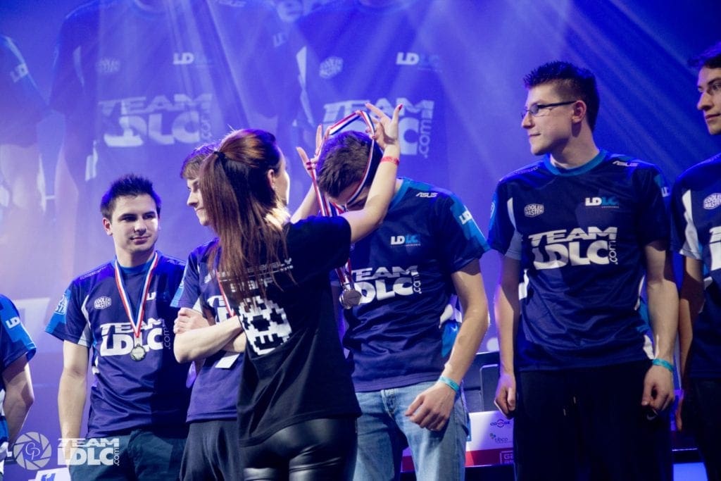 Team LDLC shuts down both Blue and White squads